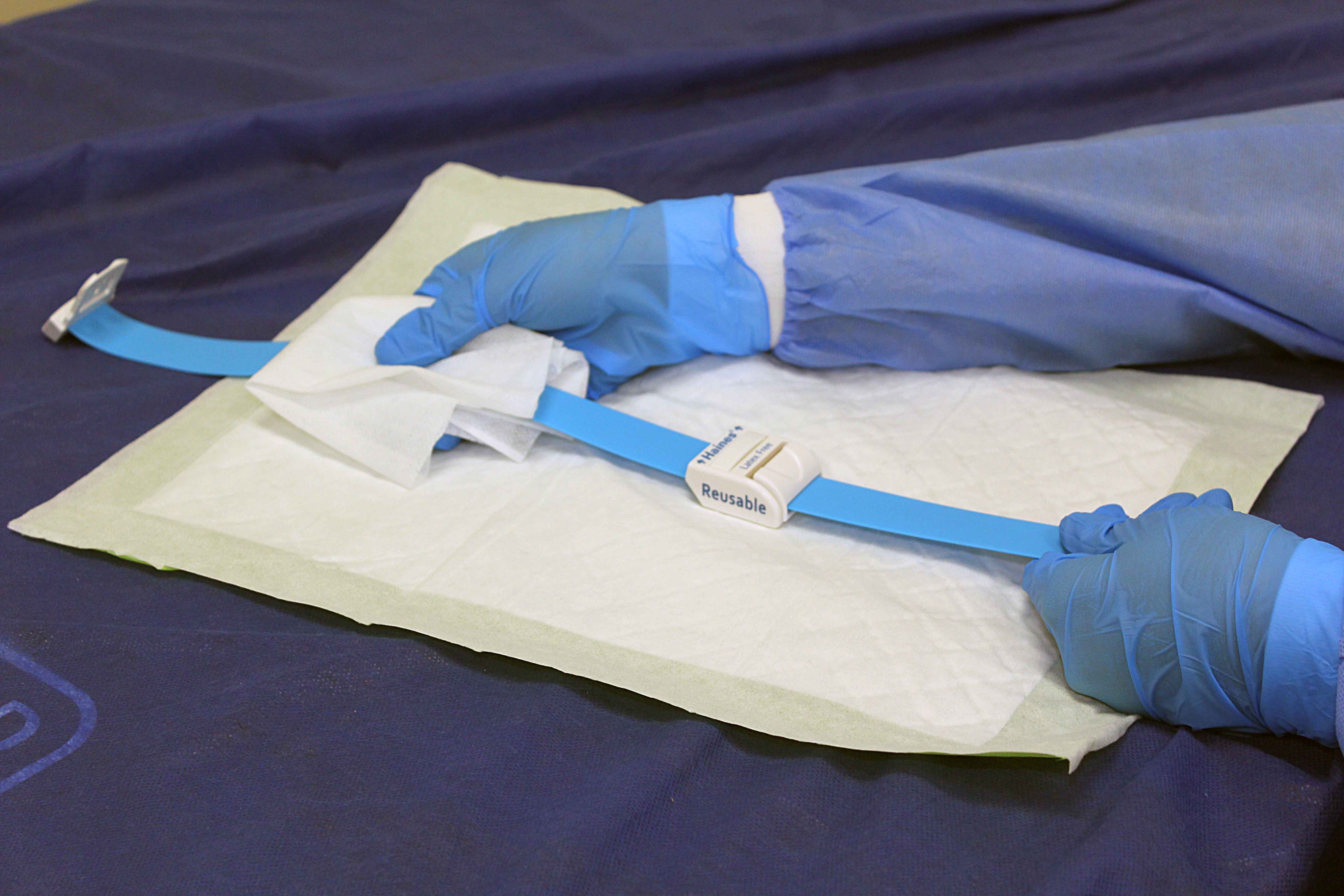 Silicone Tourniquet- Reusable with Auto-Tension Lock - Haines Medical ...