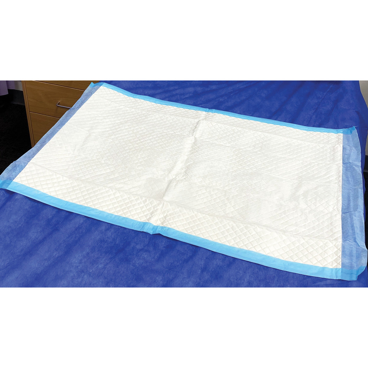 SmartBarrier® Bluey Absorbent Bed Pad for Medical and Hospitals ...