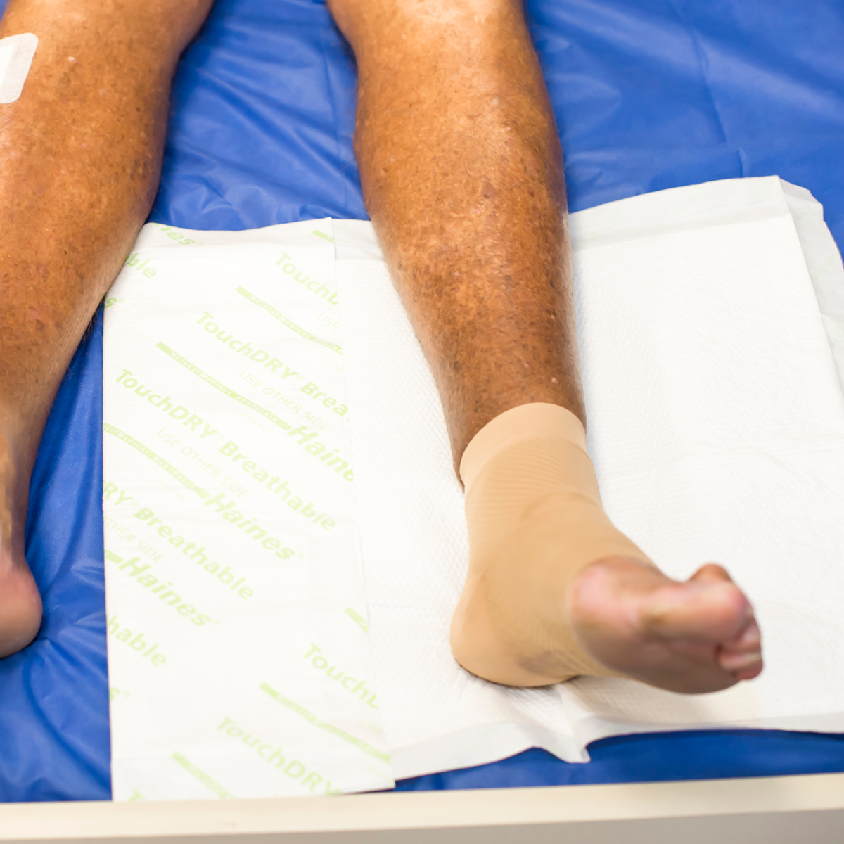 TouchDRY® Hospital and Medical Centre Absorbent Pads - Haines Medical ...